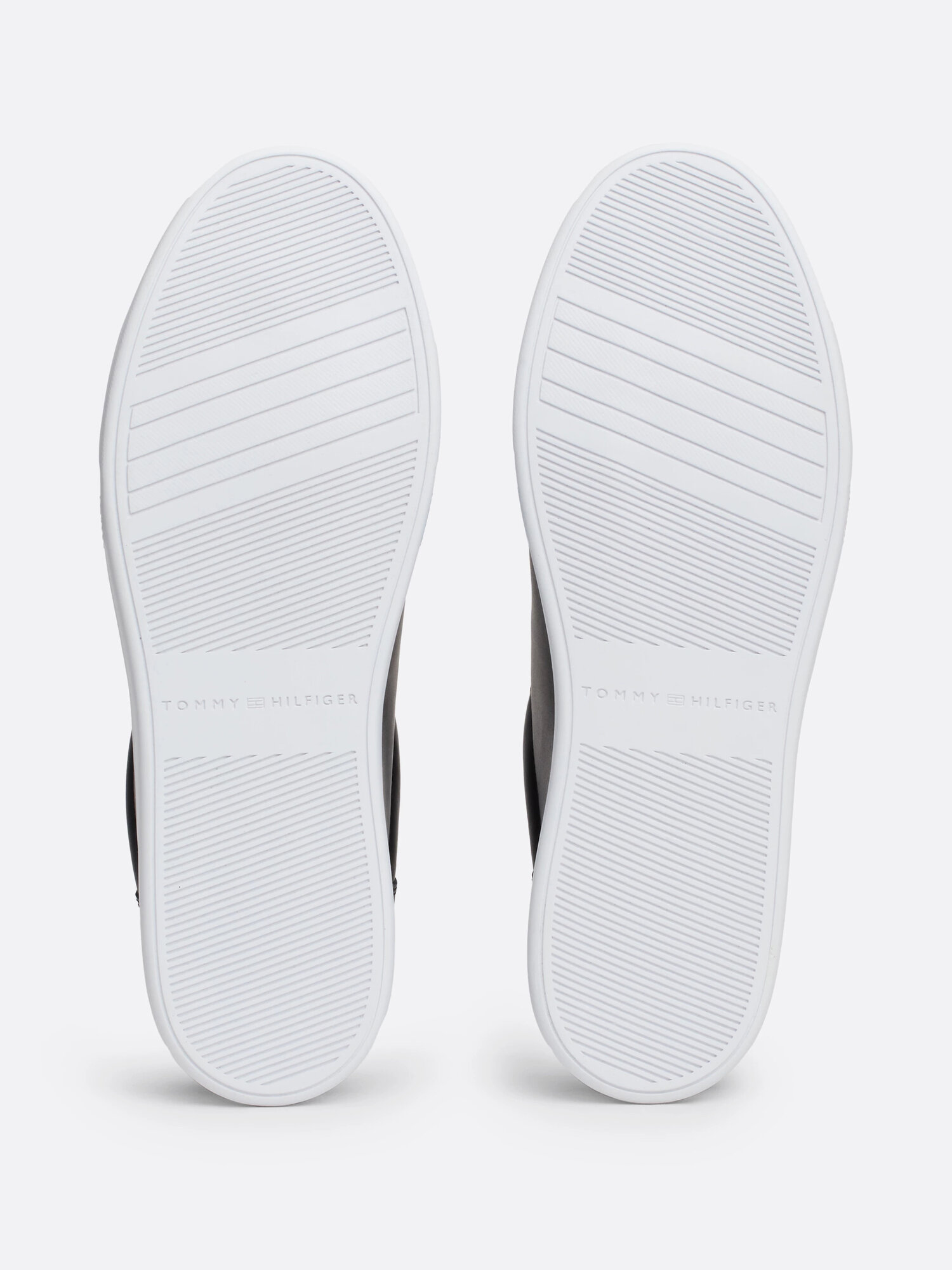 Кеды TOMMY HILFIGER ESSENTIAL COURT SNEAKER, размер 38 EU, черный — фото 1