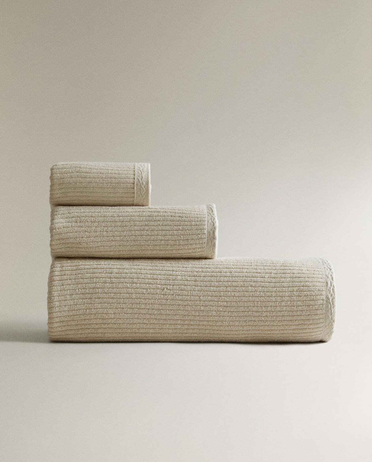 Полотенце для ванной ZARA HOME банное полотенце с фактурой, светло-бежевый, 50x90 см 6592/013/052-35