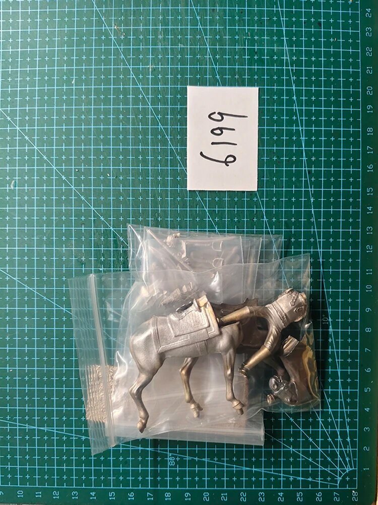 Миниатюра воина с лошадью KIMERA 1/32, смола, неокрашенная