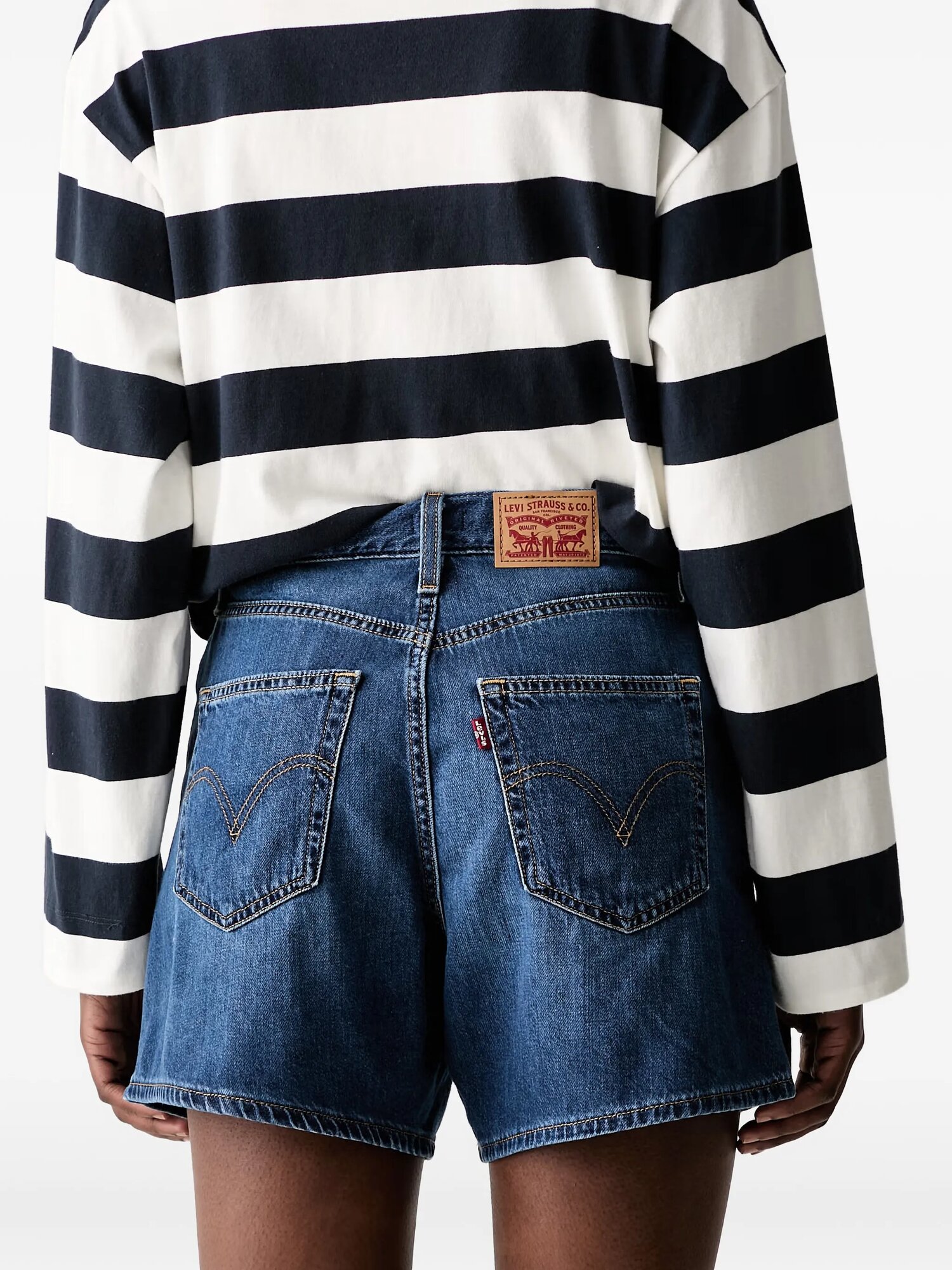 Шорты Levi's Cinch logo-patch denim shorts, размер M — фото 1