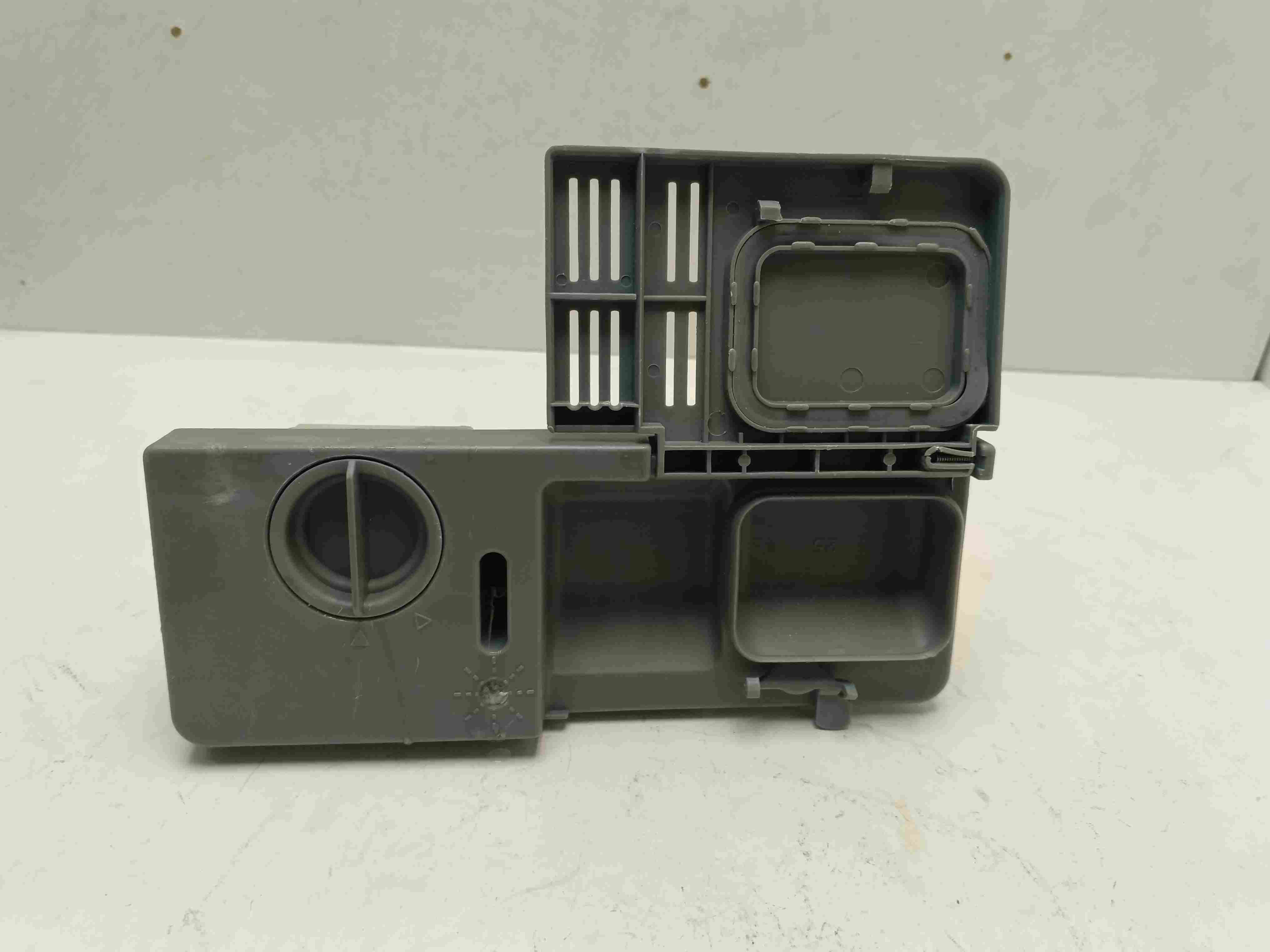 BDW45-096 ктп26 Дозатор моющих средств для посудомоечной машины Leran BDW45-096 б/у