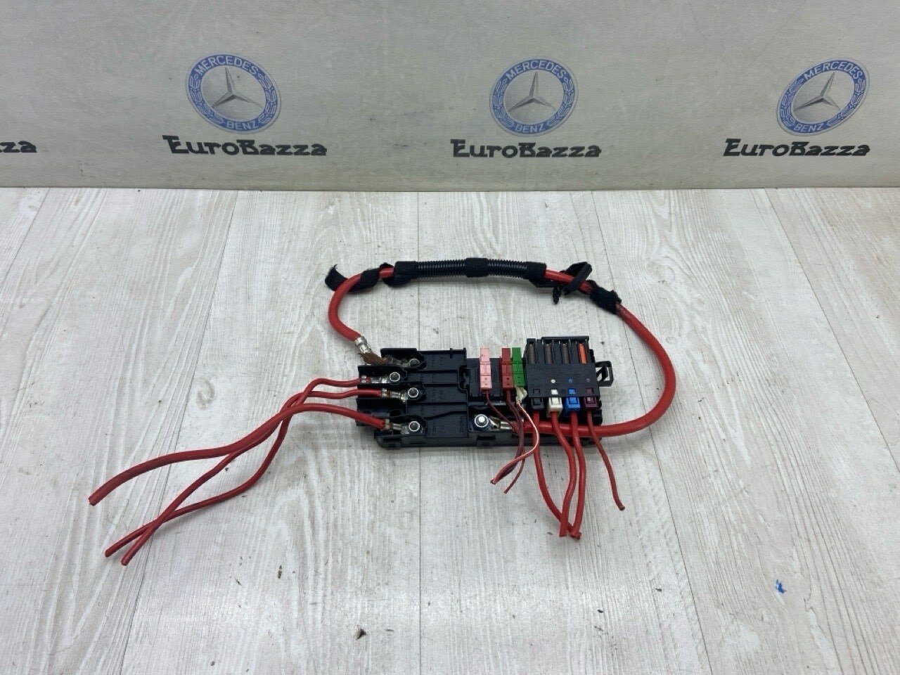 Блок предохранителей Mercedes A2115452601