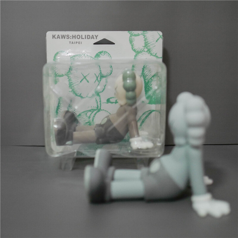 Фигурка KAWS Частичная Анатомия Трендовая Статуэтка Игрушка Цвет：13см Тайбэй Сидя Серый [в коробке]