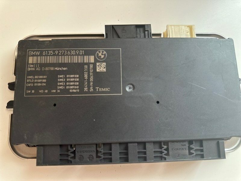 Блок управления светом BMW 6 F13 N63 61359273630