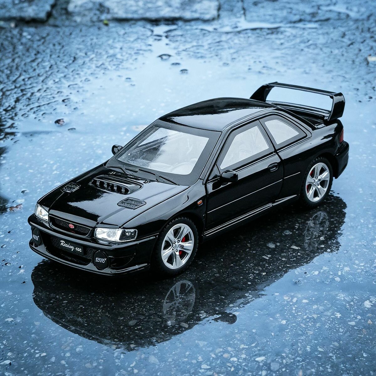 1:24 Subaru Impreza WRX 22B STI GC8 суперкар, Модель из сплава, Детские игрушки, со звуком и светом, Настольные украшения