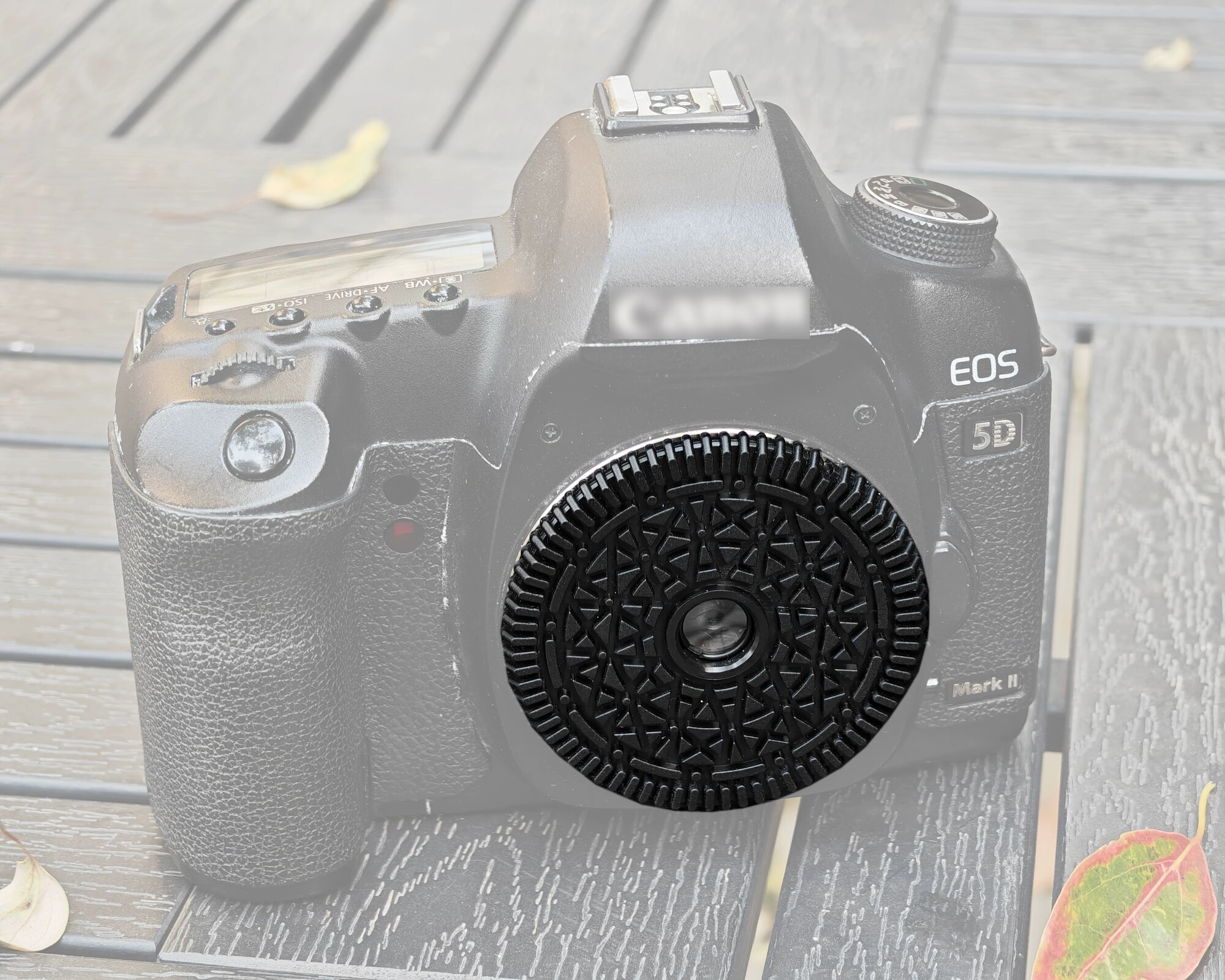 Универсальная рыбьеглазная линза для объектива Canon EF в черном цвете, совместимая с несколькими брендами