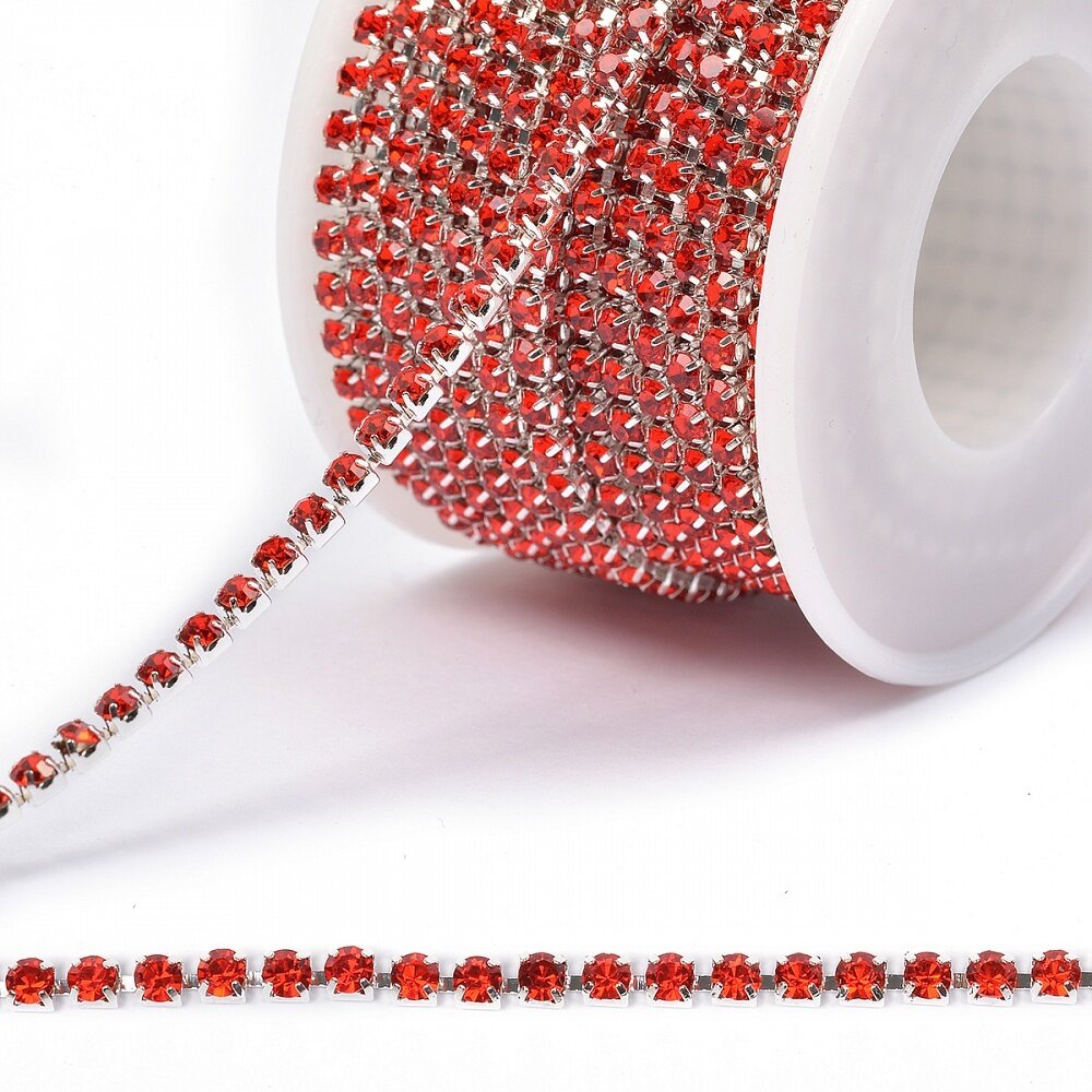 Цепь со стразами TBY red, silver, 3 мм, 10 м (TBY.06. SS10-6)