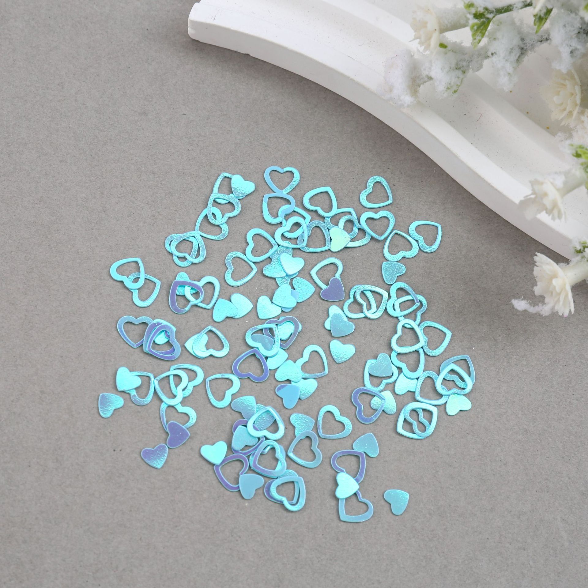 ПВХ Ноль Сердечки Ногтевые Блестки, 1г Синий DIY Декоративные Бусины Пакет