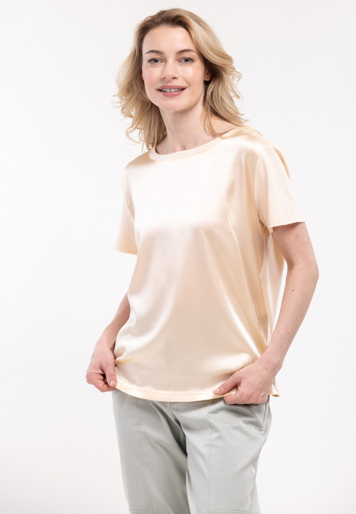 Блуза KHAN Cashmere, размер S (44) — фото 1
