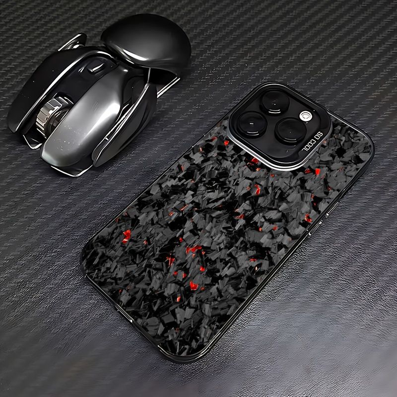 Чехол на Aйфон12/12 Про / IPHONE 12/12 PRO чёрный с карбоновым узором в красно-чёрной гамме, противоударный силикон