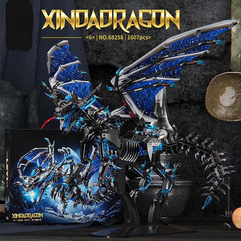 Механическая игрушка-конструктор Xinda Dragon 1607 деталей, размах крыльев 62 см с подставкой