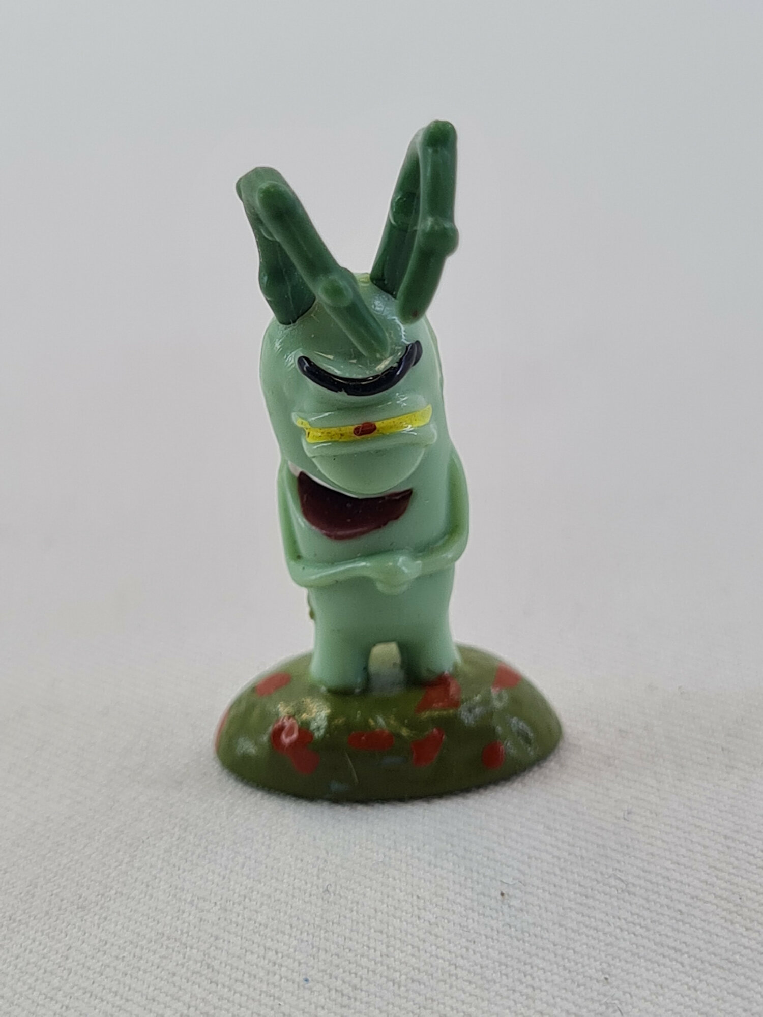 Винтажная игрушка СССР. Фигурка кузнечик на подставке, декоративная миниатюра для коллекции