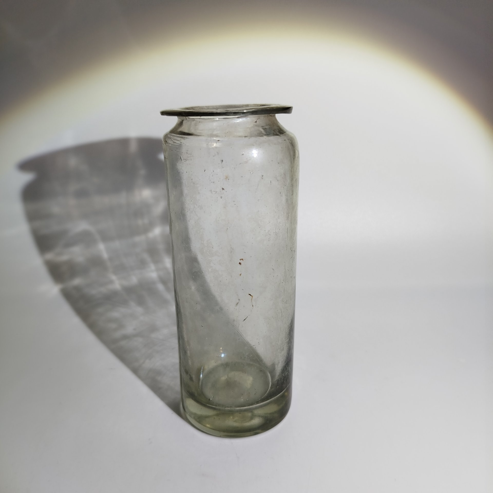 Банка цилиндрической формы, стекло, Россия, 1900-1940 гг.
