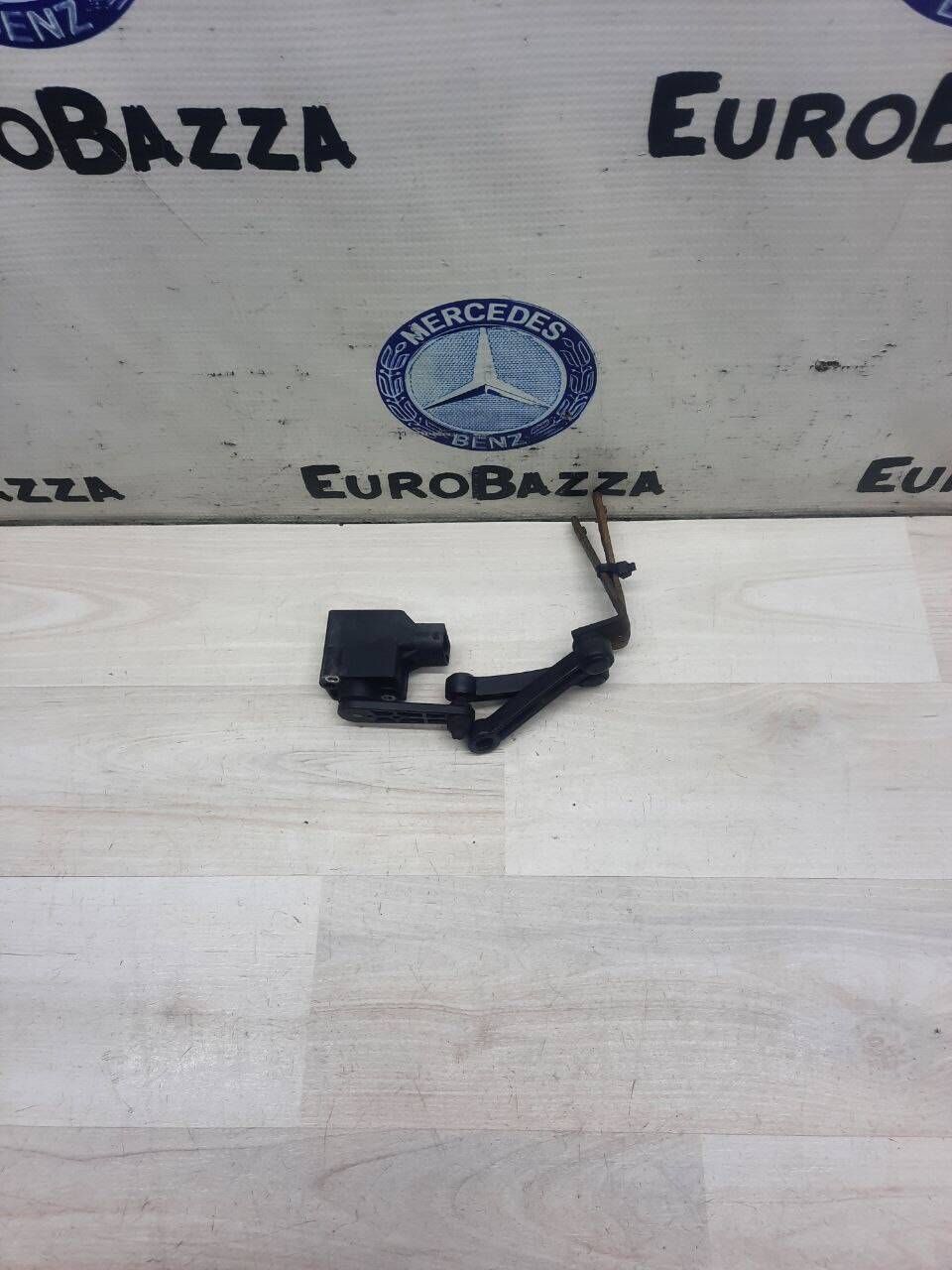 Датчик уровня подвески Mercedes-Benz W251 105427717