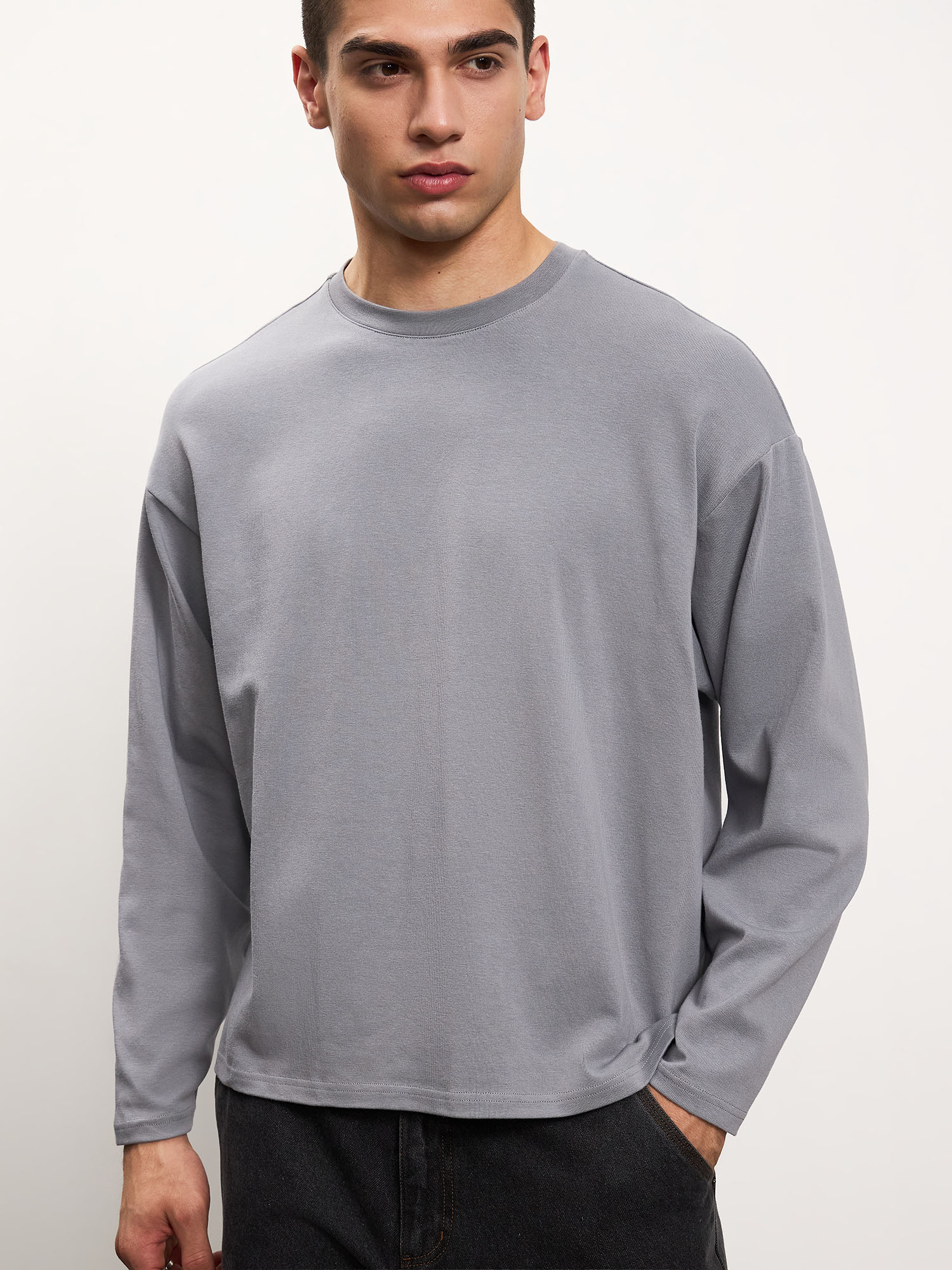 Лонгслив STREETBEAT Textured Simple Longsleeve Tee