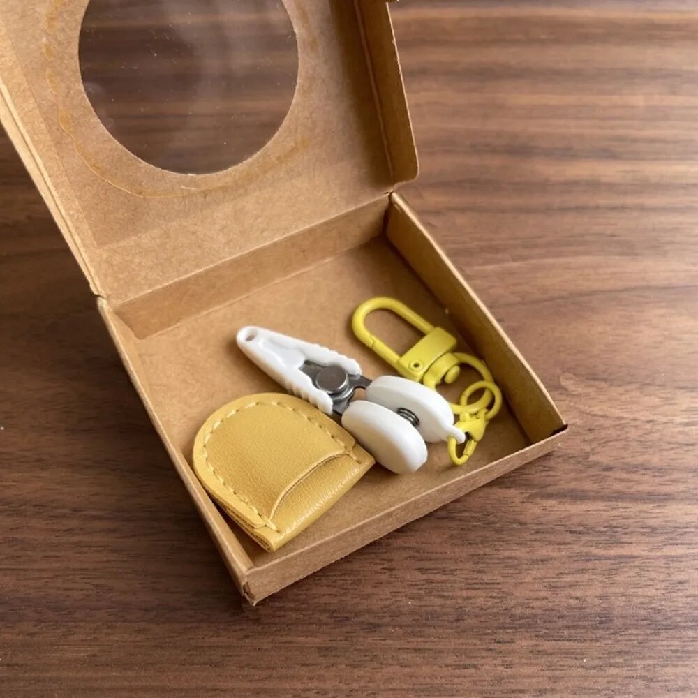 Мини-ножницы для рукоделия из сплава с защитным чехлом Желтый, Yellow