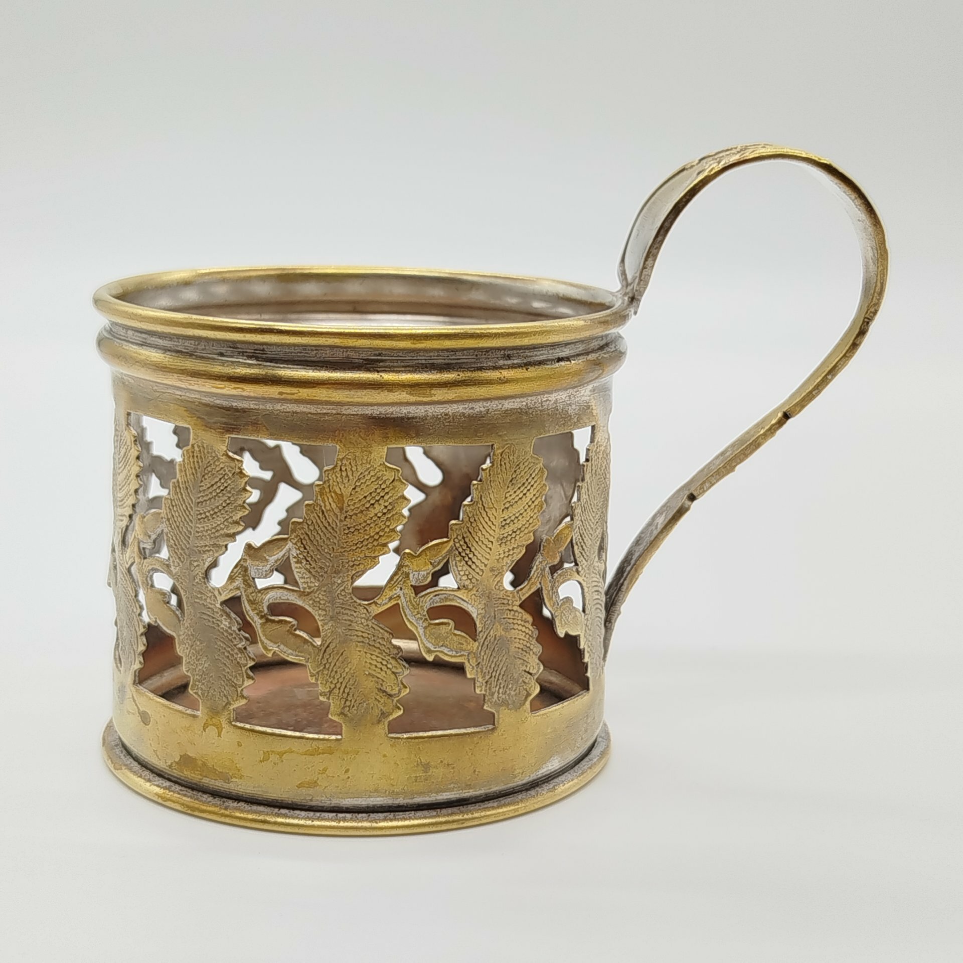 Подстаканник с растительным декором, латунь, серебрение