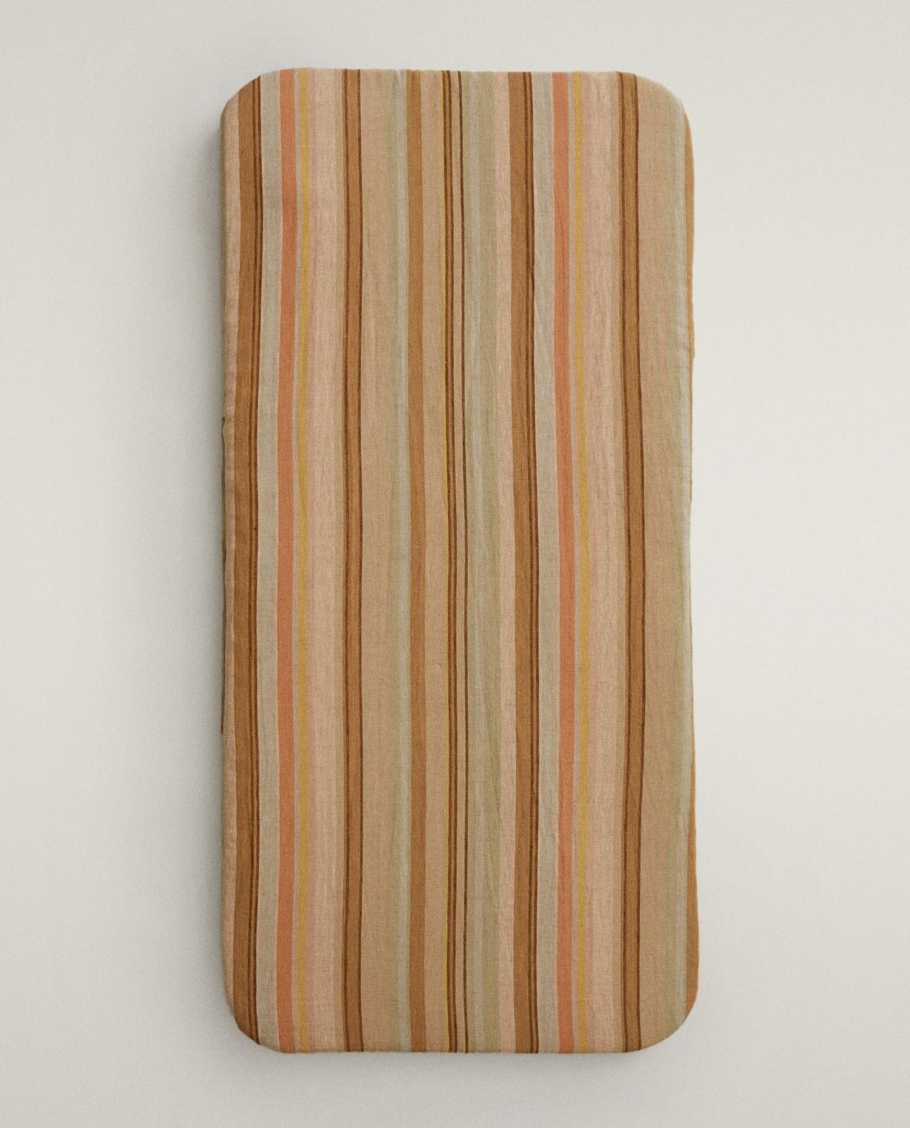 Подушка для сиденья кресла ZARA HOME, светло-бежевый, овальный, 106x52x3 см 6163/009/052-99