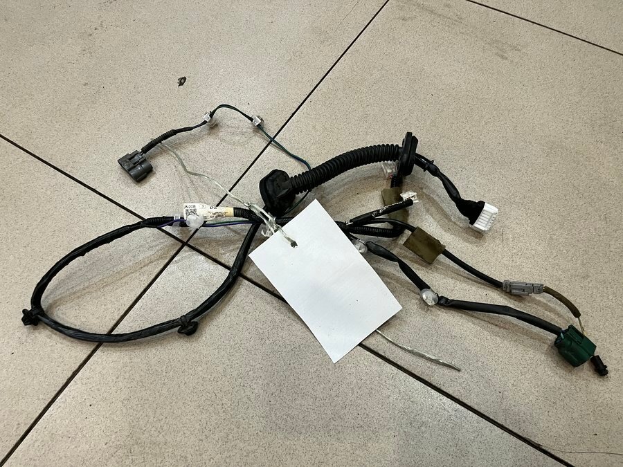 Проводка двери задней правой от Nissan Teana J32 2008-2014