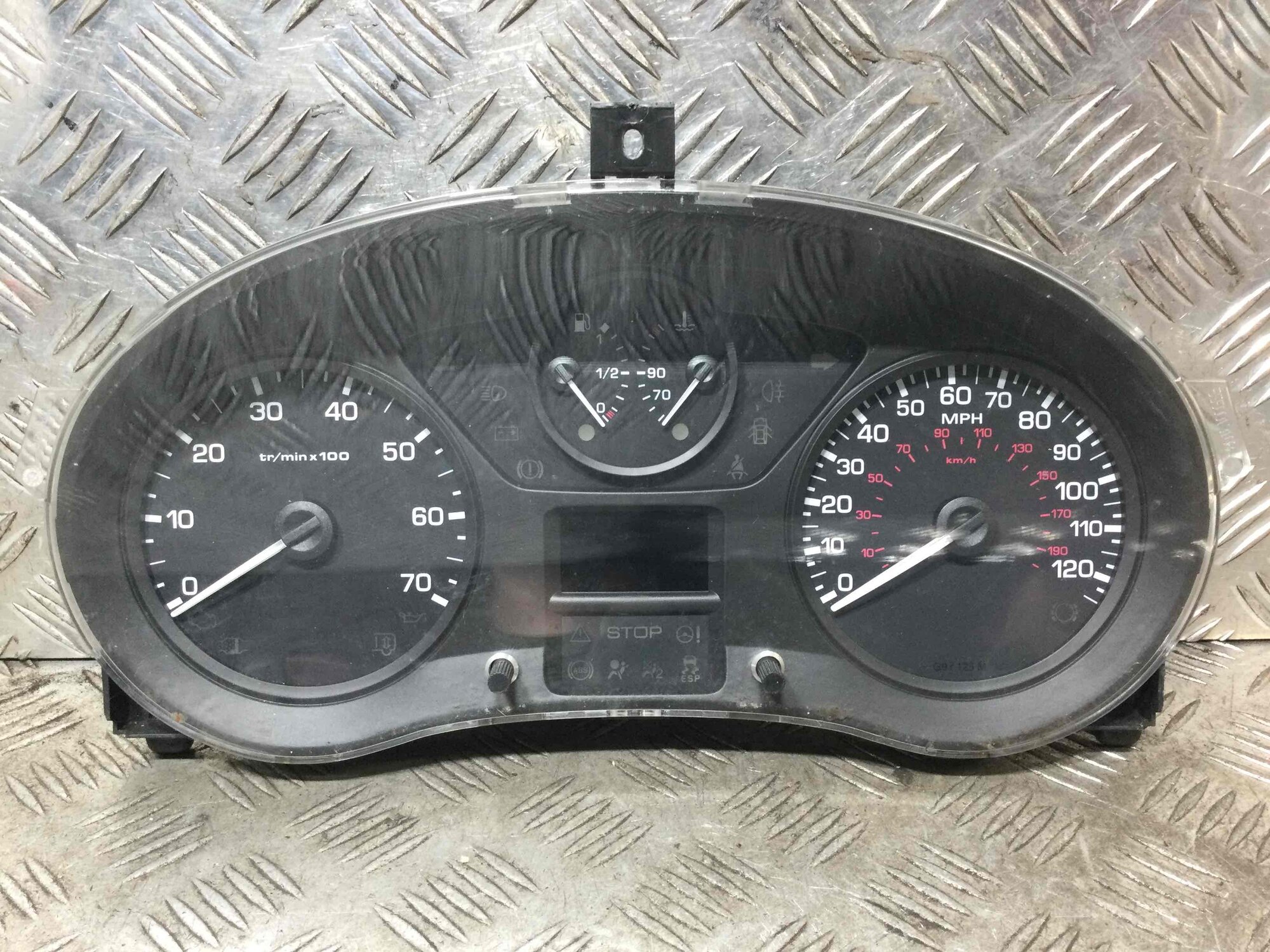Б/У Щиток приборов (приборная панель) Peugeot Expert 2 поколение (2007-2012) 2010 г.