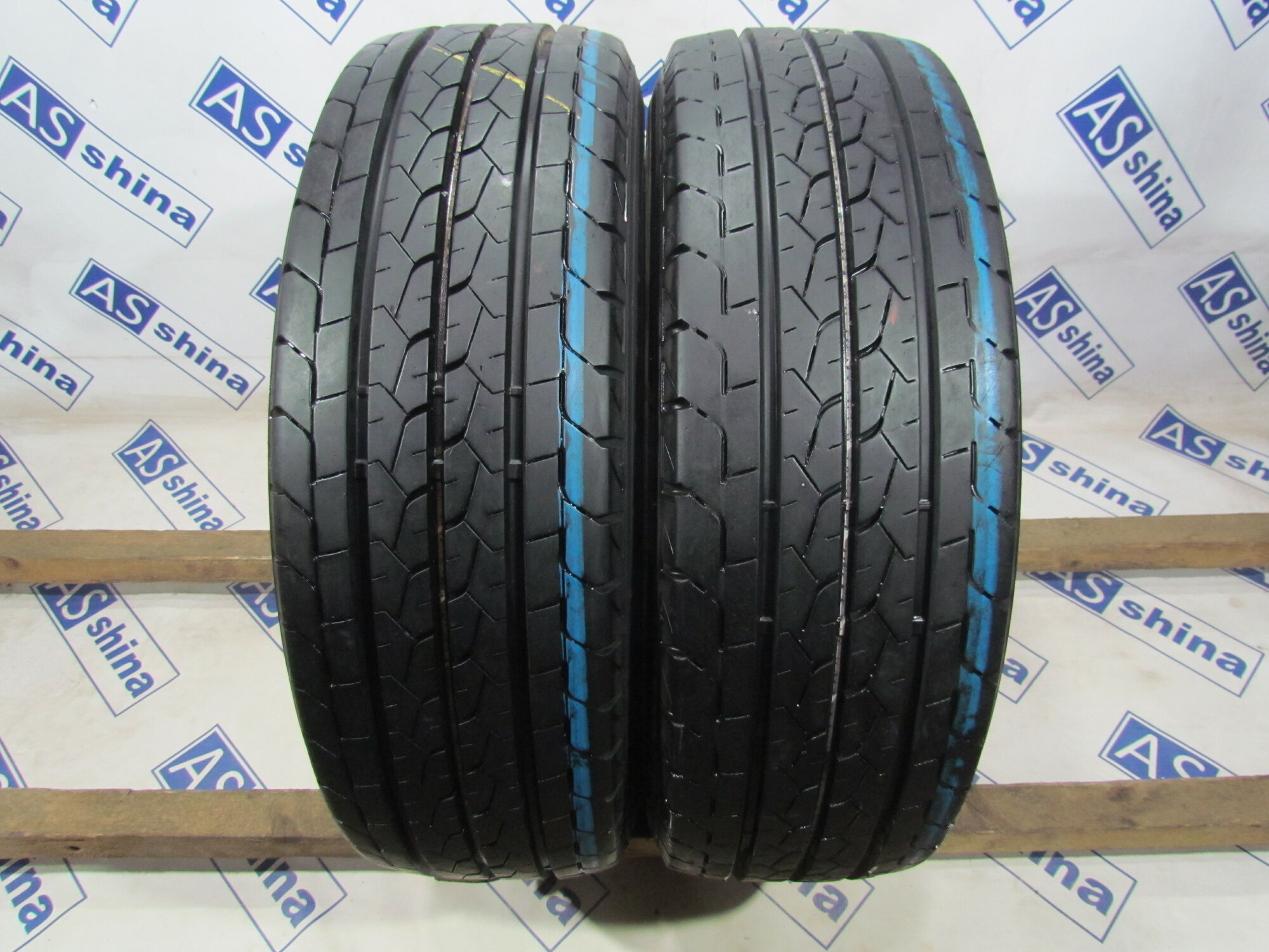 Комплект (2 шт) Bridgestone Duravis R660 215 70 R15 C летние БУ шины износ до 5% , артикул 0029243
