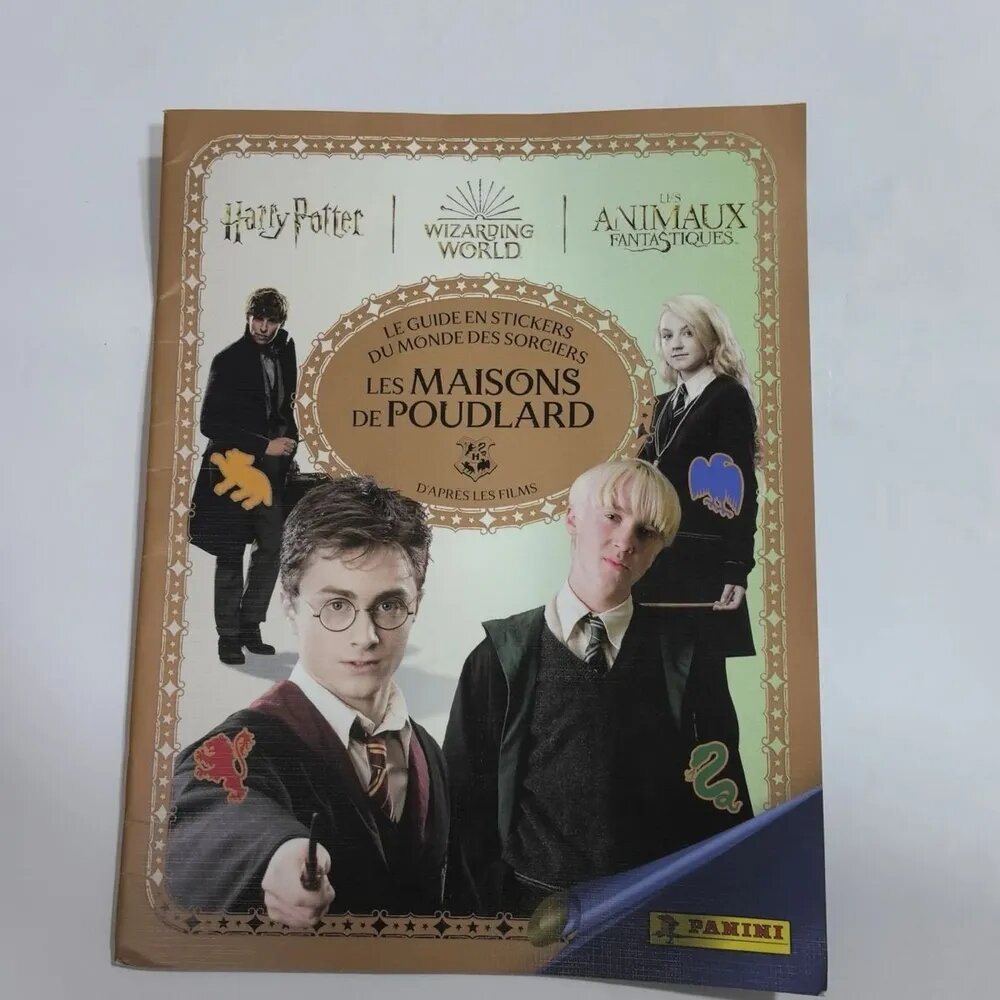 PANINI / альбом для наклеек Гарри Поттер Руководство для магов и волшебниц