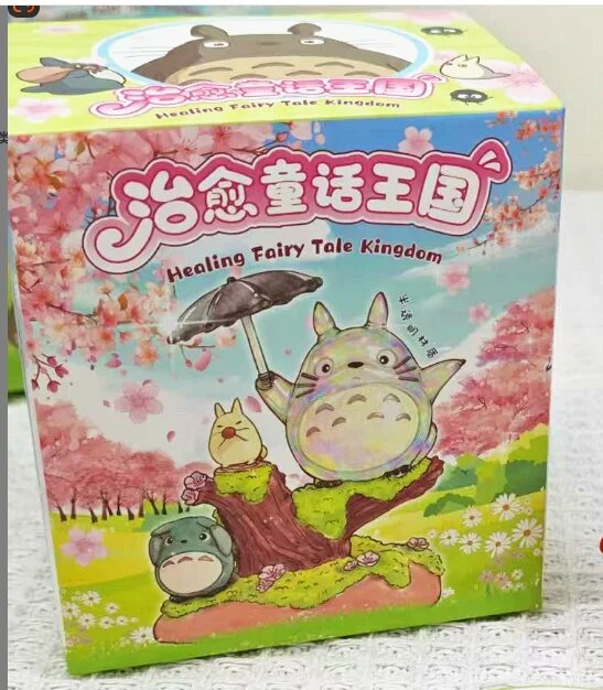 Коллекционная фигурка «Безликий Человек» из серии фильмов «Тоторо» TOPTOY Random 1pc