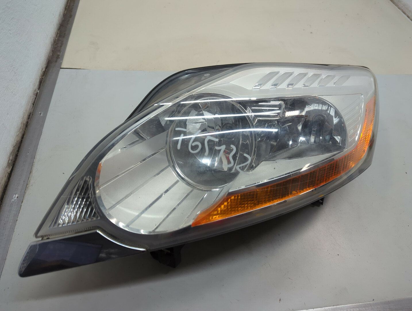 Фара (передняя) левая Ford Kuga Б/У
