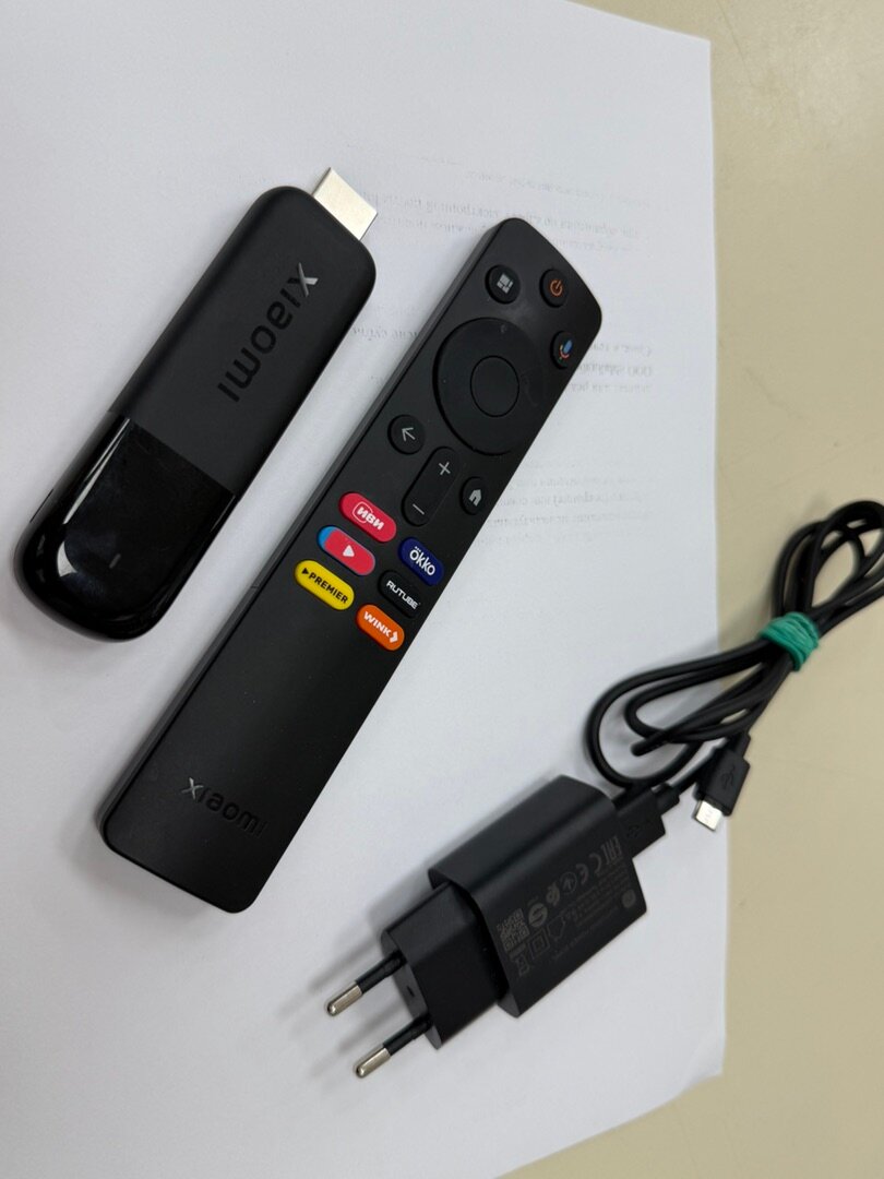 Smart-TV-приставка Xiaomi Mi 4K TV Stick PFJ4122EU, bluethoot, пульт ду, черный (оригинал) БУ уценка