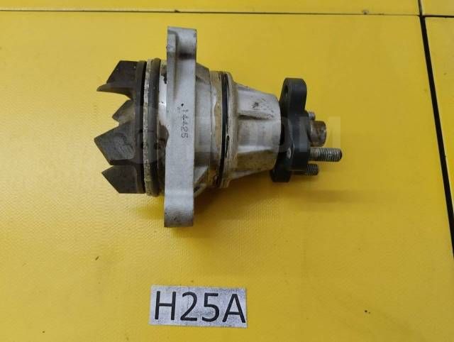 Помпа Suzuki H25A Б/У с пробегом