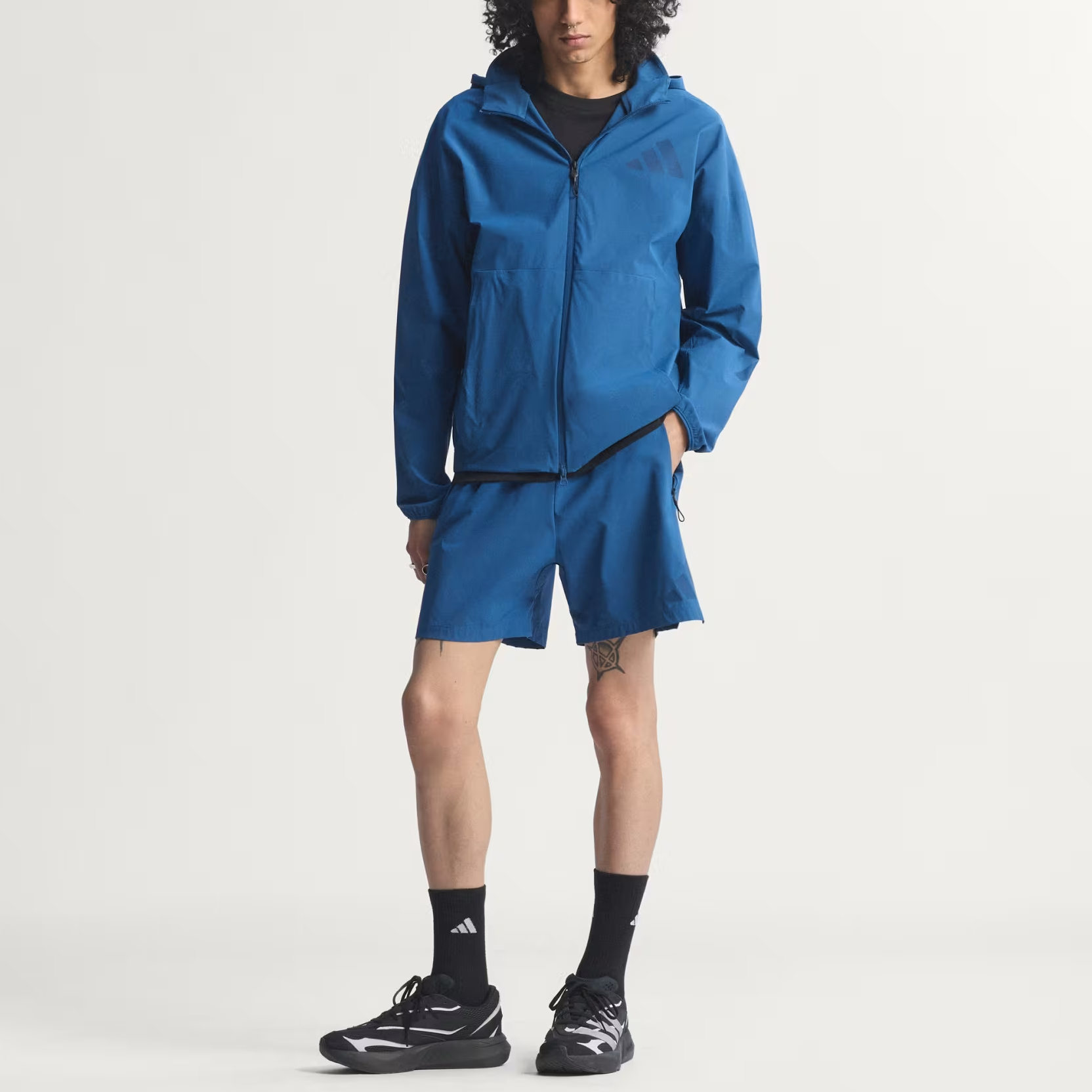 Толстовка adidas
