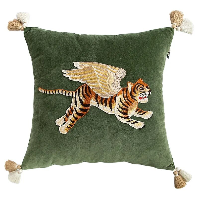 Medicci декоративные наволочки бархат Fly Tiger 45x45 смMedicci декоративные