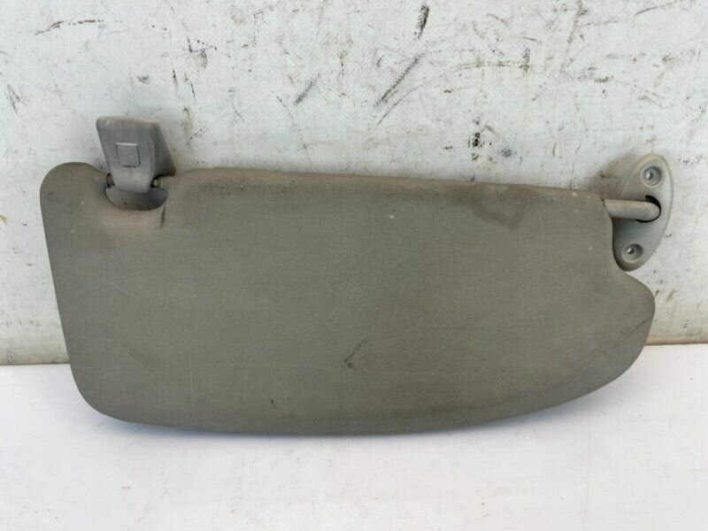 Козырек солнцезащитный Ford Focus 2006 1700319 CB4 HWDB, левый (с пробегом)