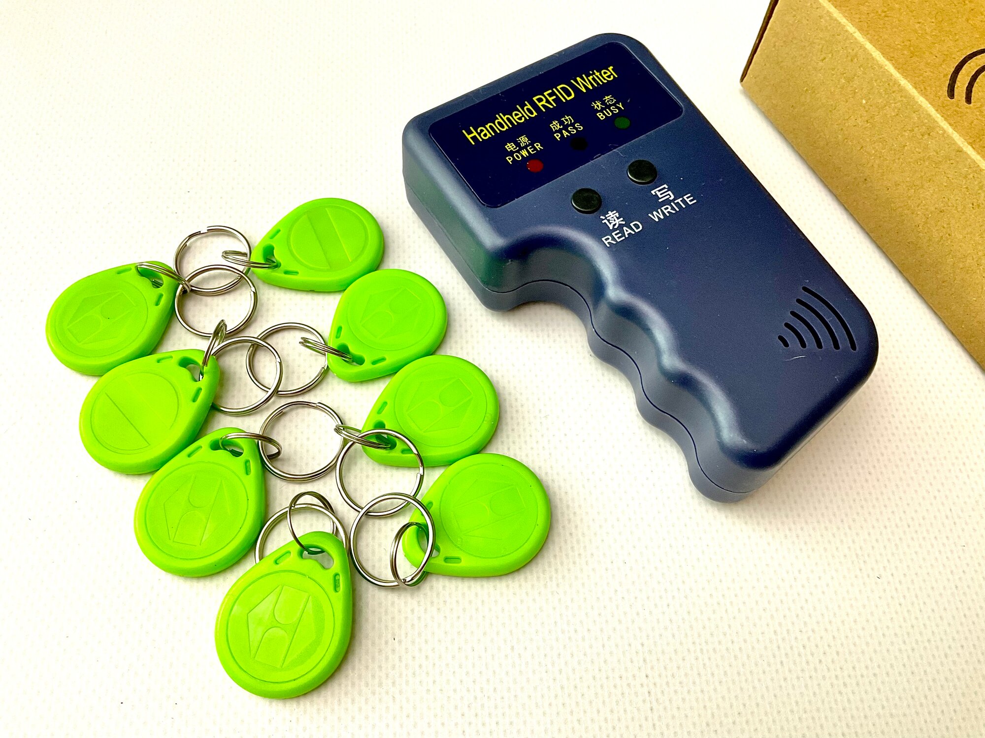 Дубликатор ключей для домофона RFID 125 кГц и 8 брелков