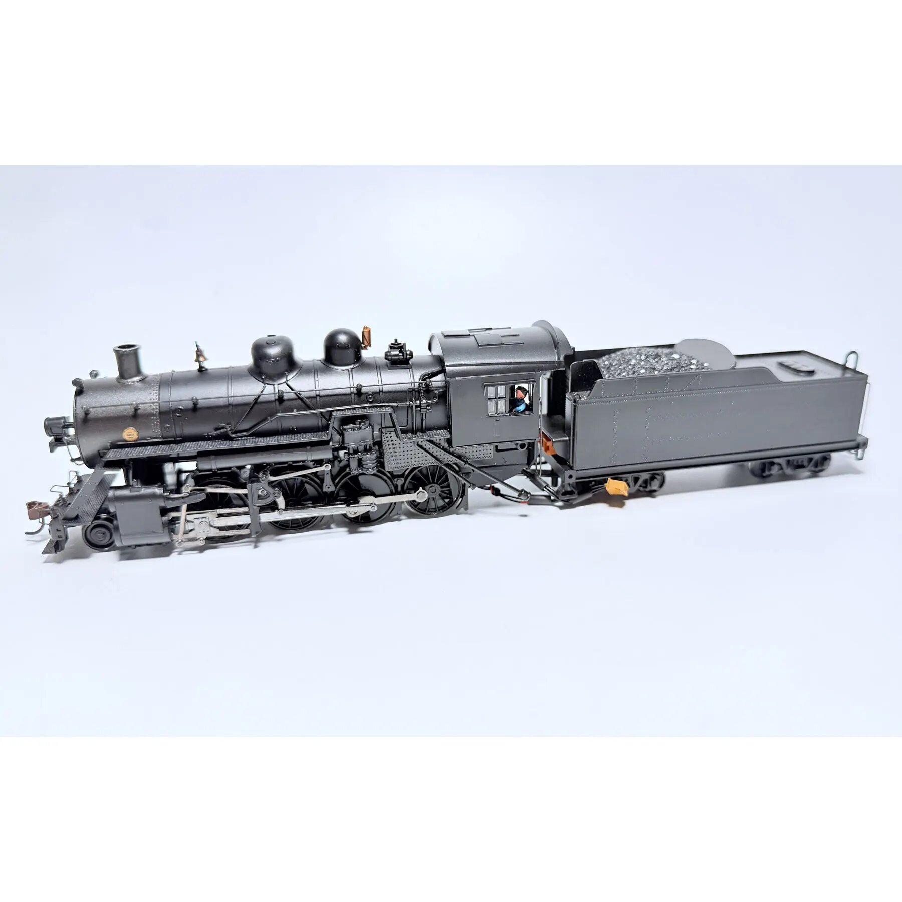 Модель поезда MODEL RTR 2-8-0 черный пластик 1/87