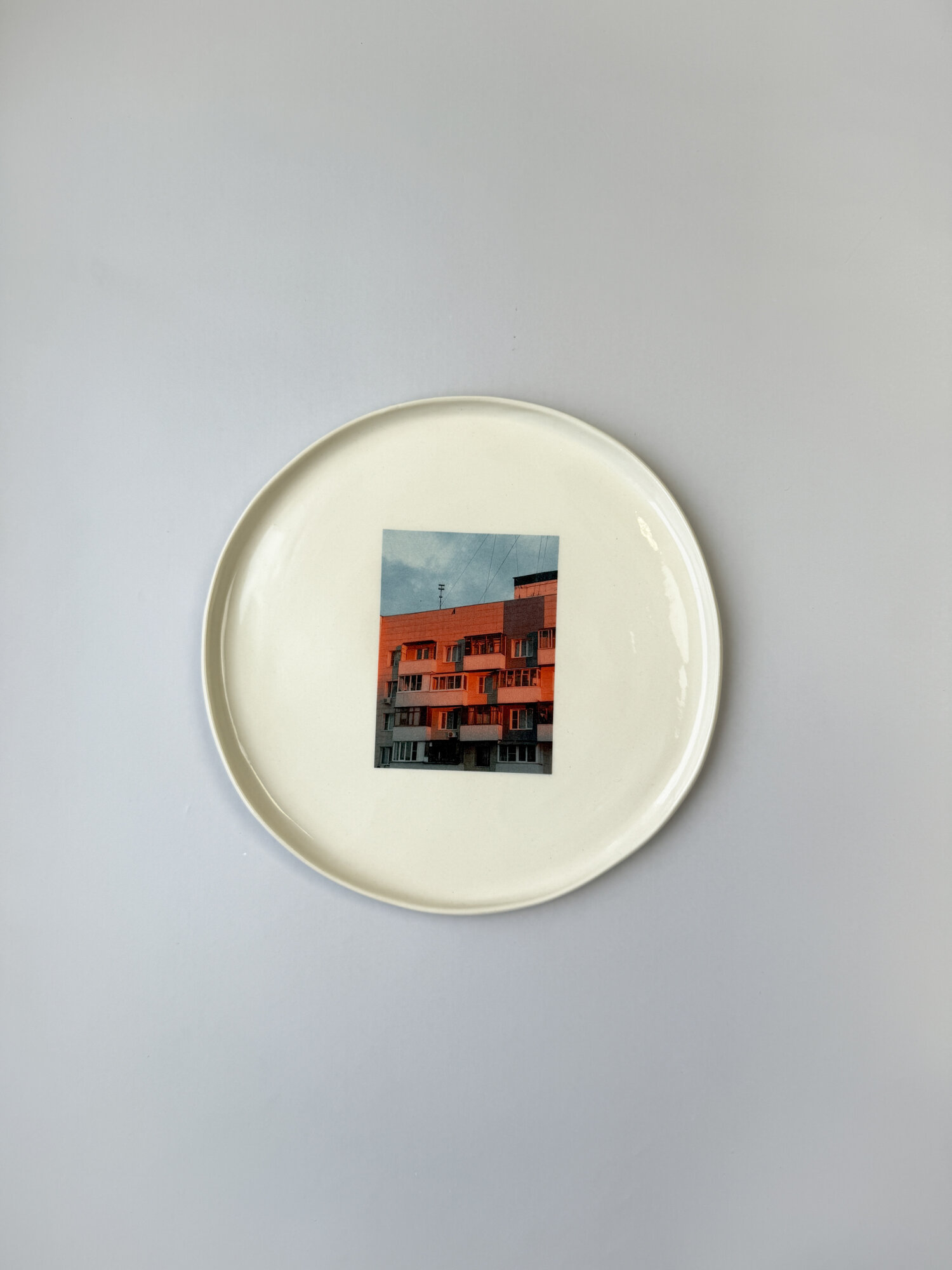 Тарелка MOROZ CERAMICS «Дом», керамика, ручная работа, 21.5 см