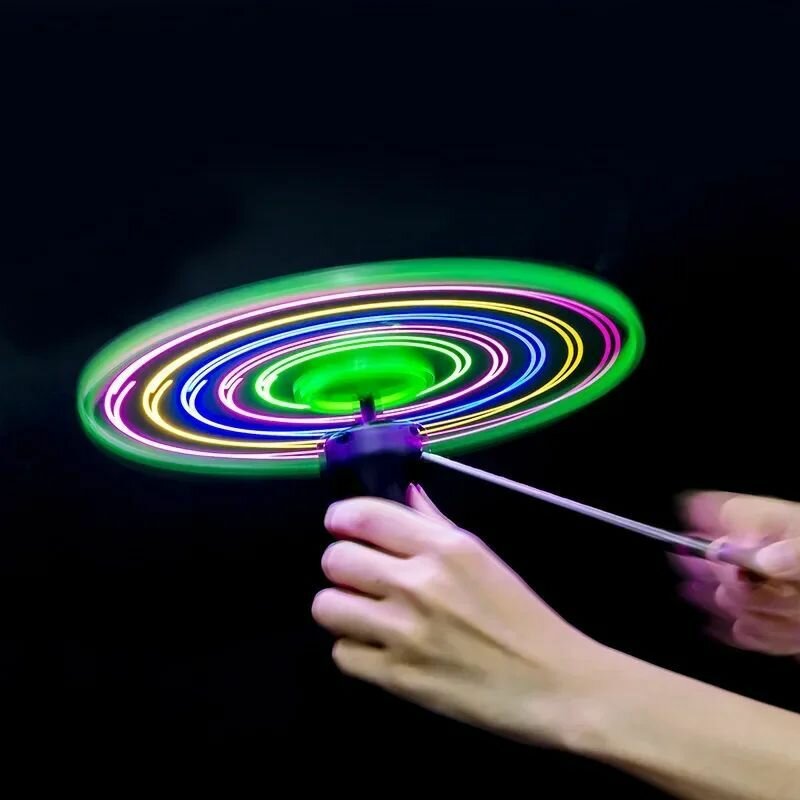 Летающая тарелка с разноцветной подсветкой 5-6 LED огней игрушка для детей на улице светящийся летающий диск детская уличная игрушка
