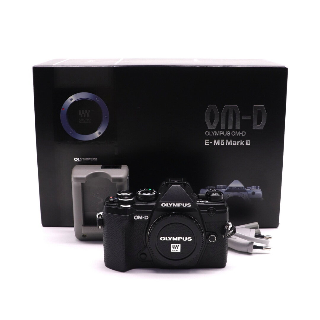 Olympus OM-D E-M5 III body в упаковке (пробег 21655 кадров)