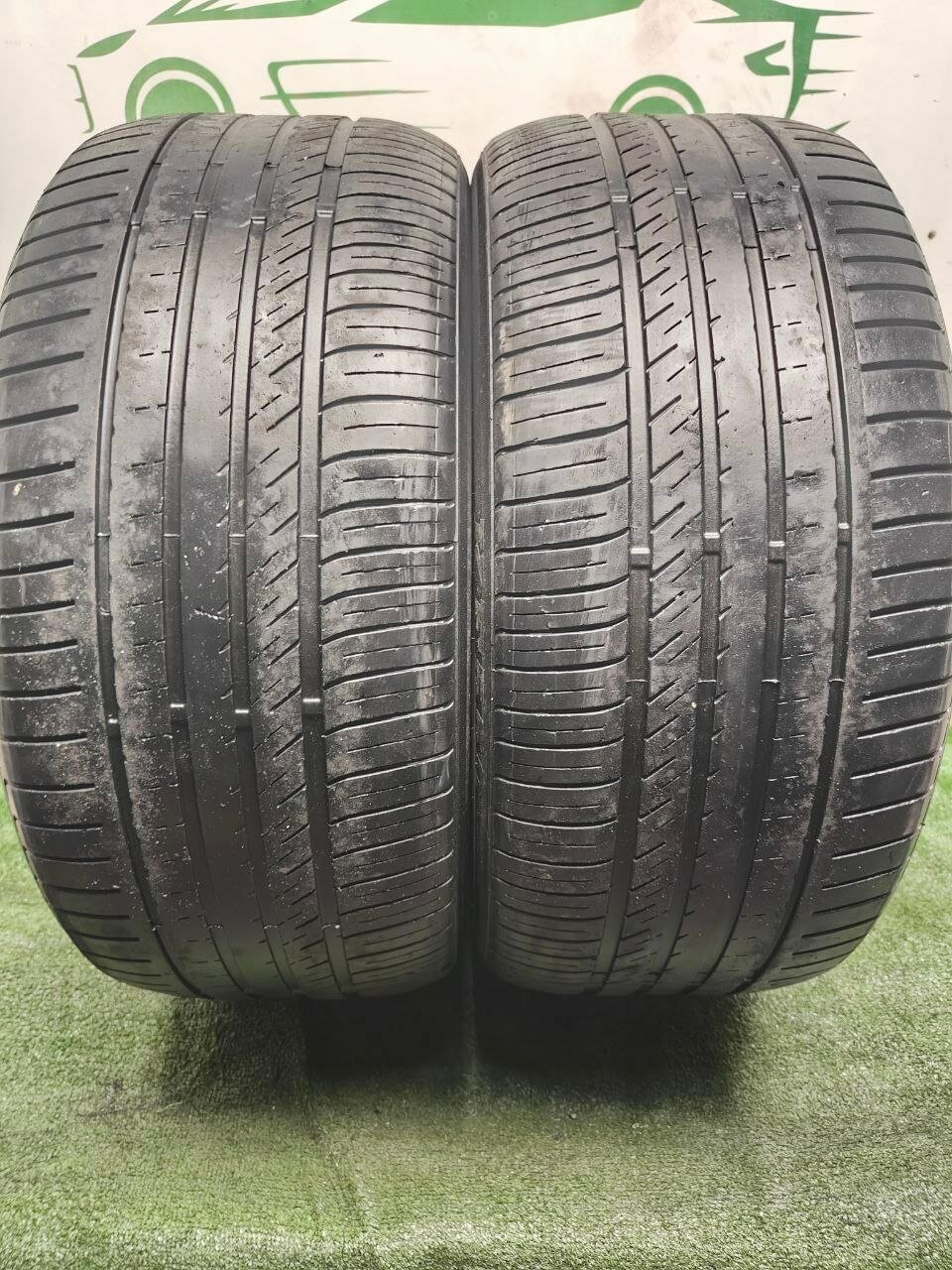 Комплект (2 шт) летних БУ шин Kinforest KF550-UHP 295/40 R21 50% износ NRX548592