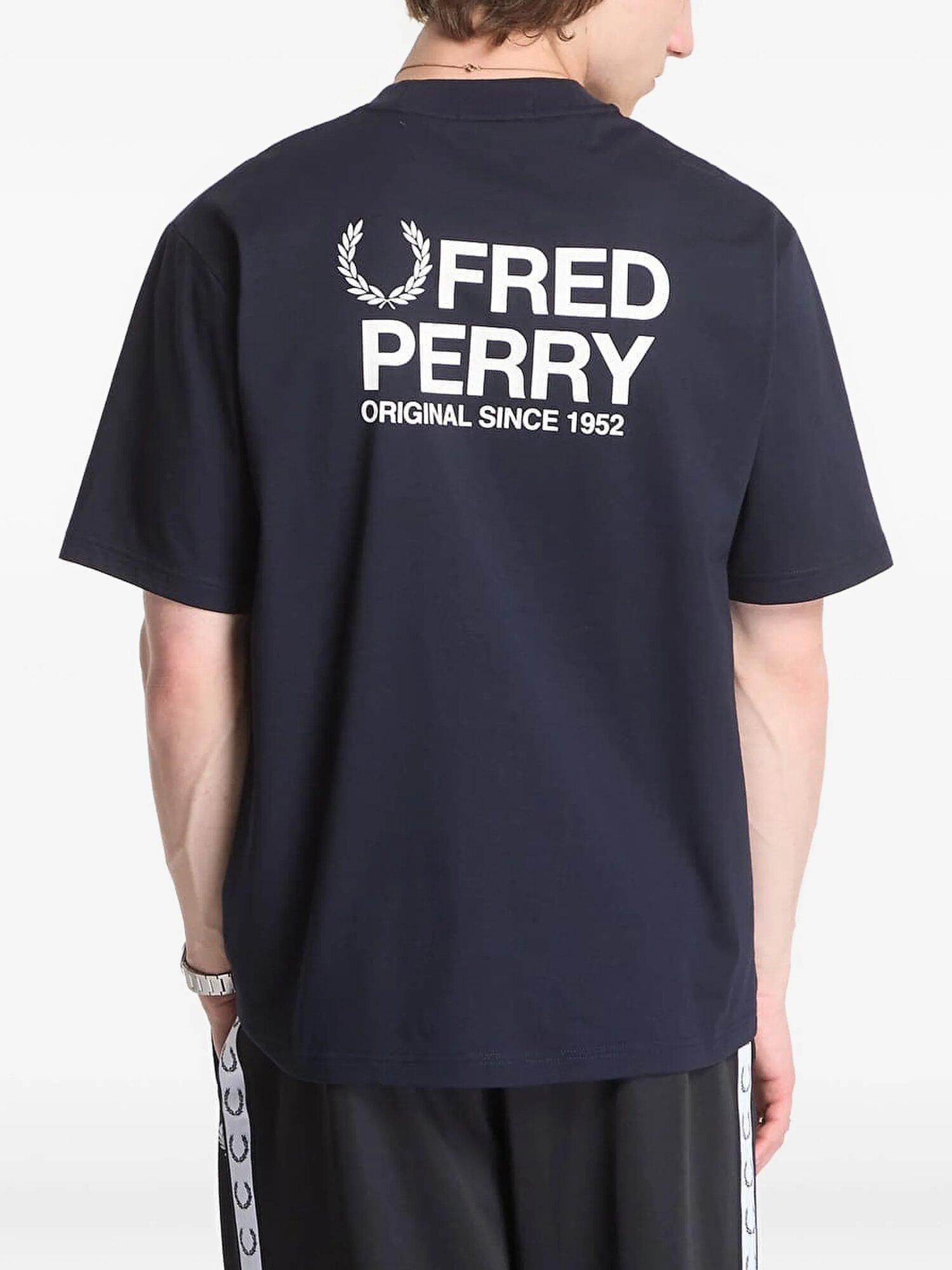 Футболка FRED PERRY, размер 48 — фото 1
