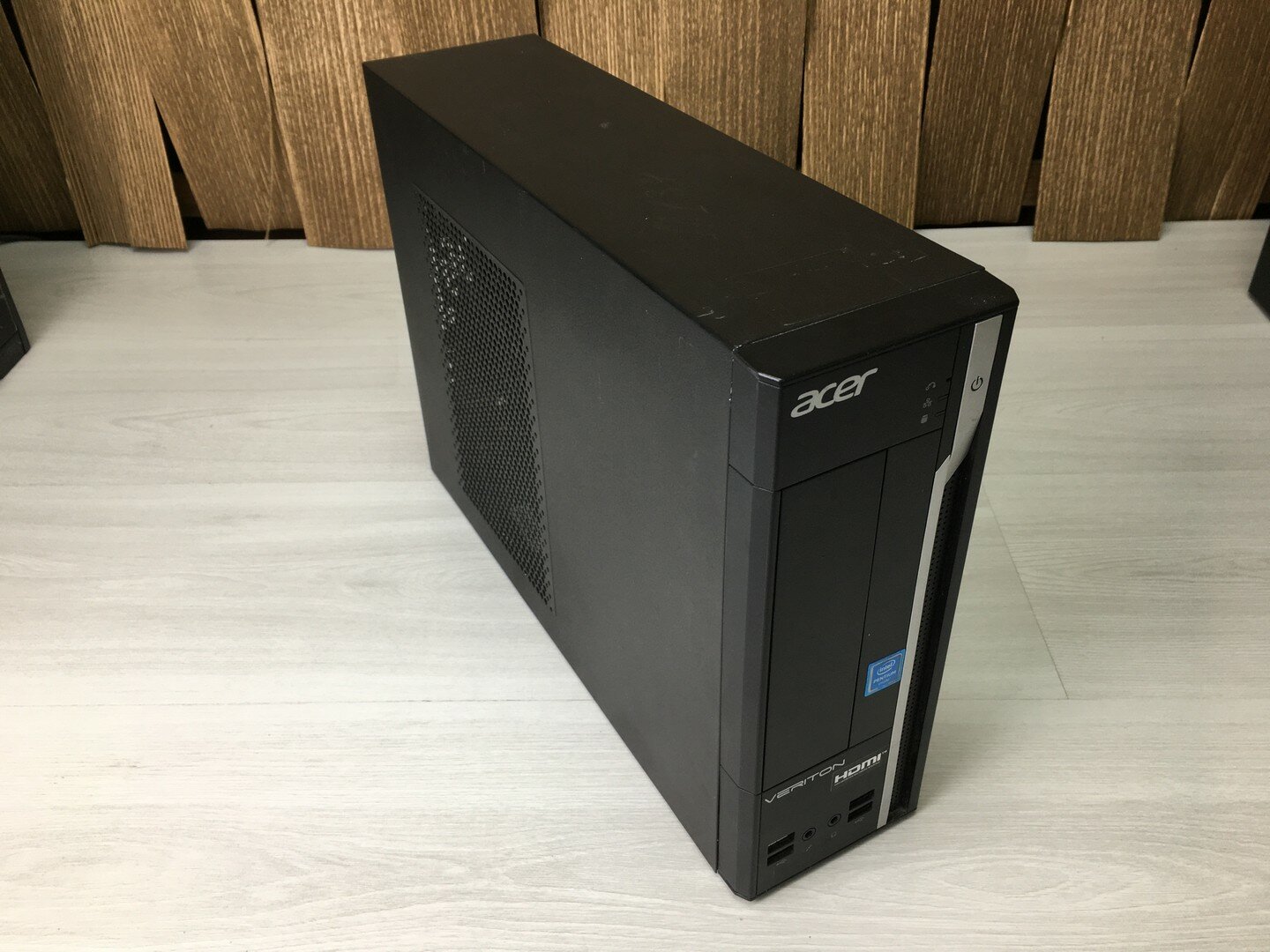 Системный блок Acer Veriton X2640G Intel i5-7400, DDR4 16Гб, SSD 240Гб, Win10 Pro