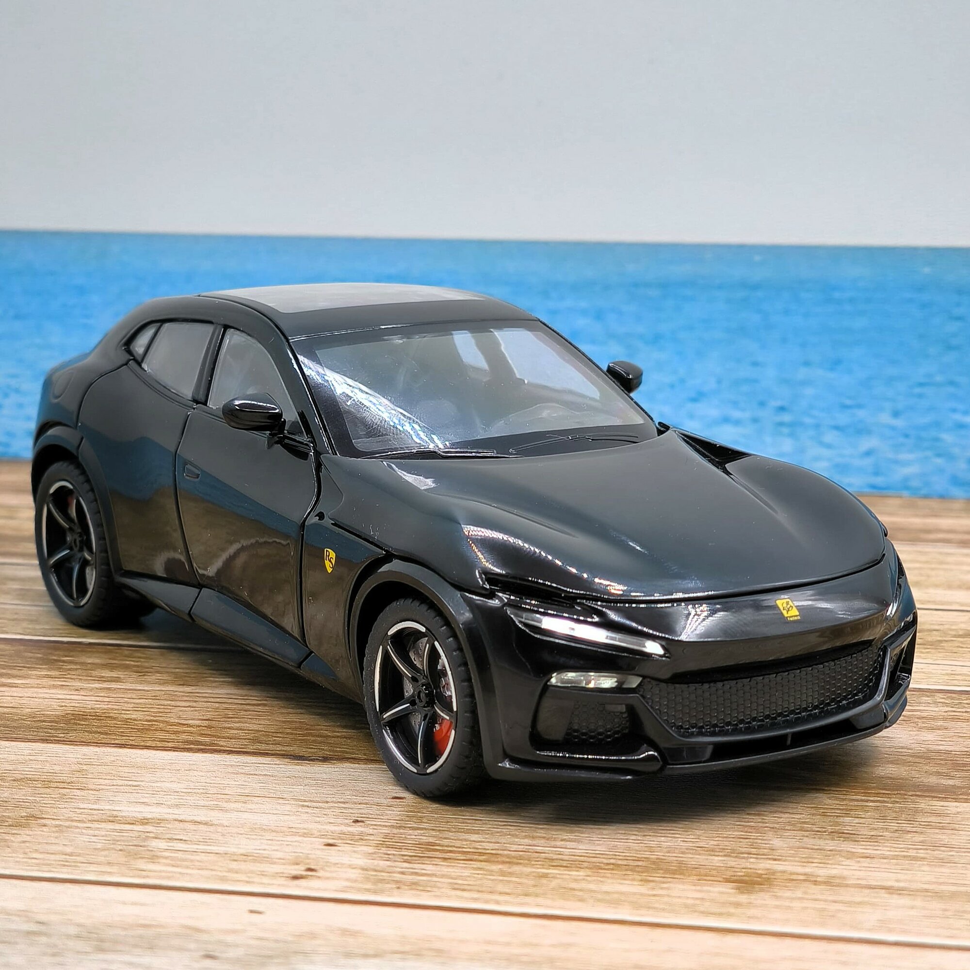 Машина металлическая Ferrari Purosangue, с звуковым и световым сопровождением