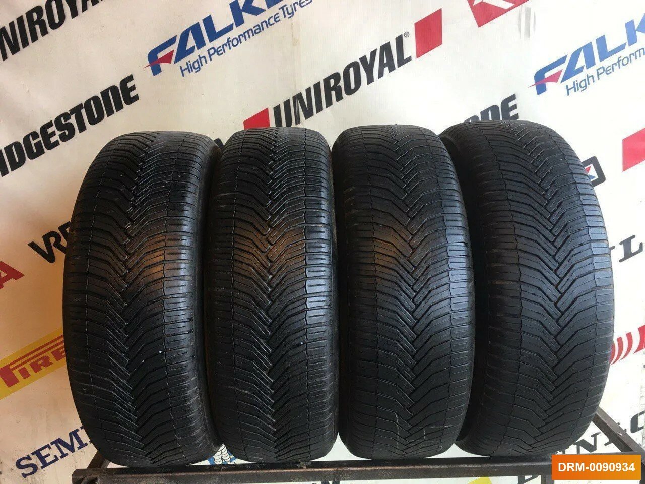 Комплект (4 шт) летних БУ шин Michelin CrossClimate 2 195/55 R20 25% износ 3773554912