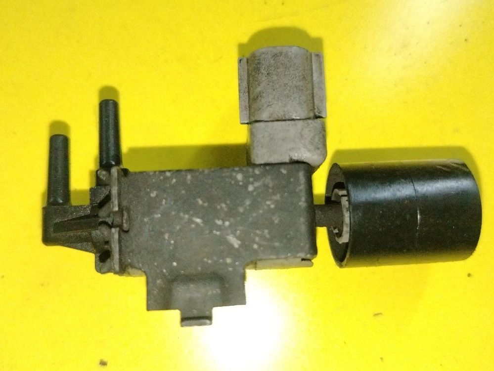 Вакуумный клапан Toyota 2C, 3С Б/У с пробегом