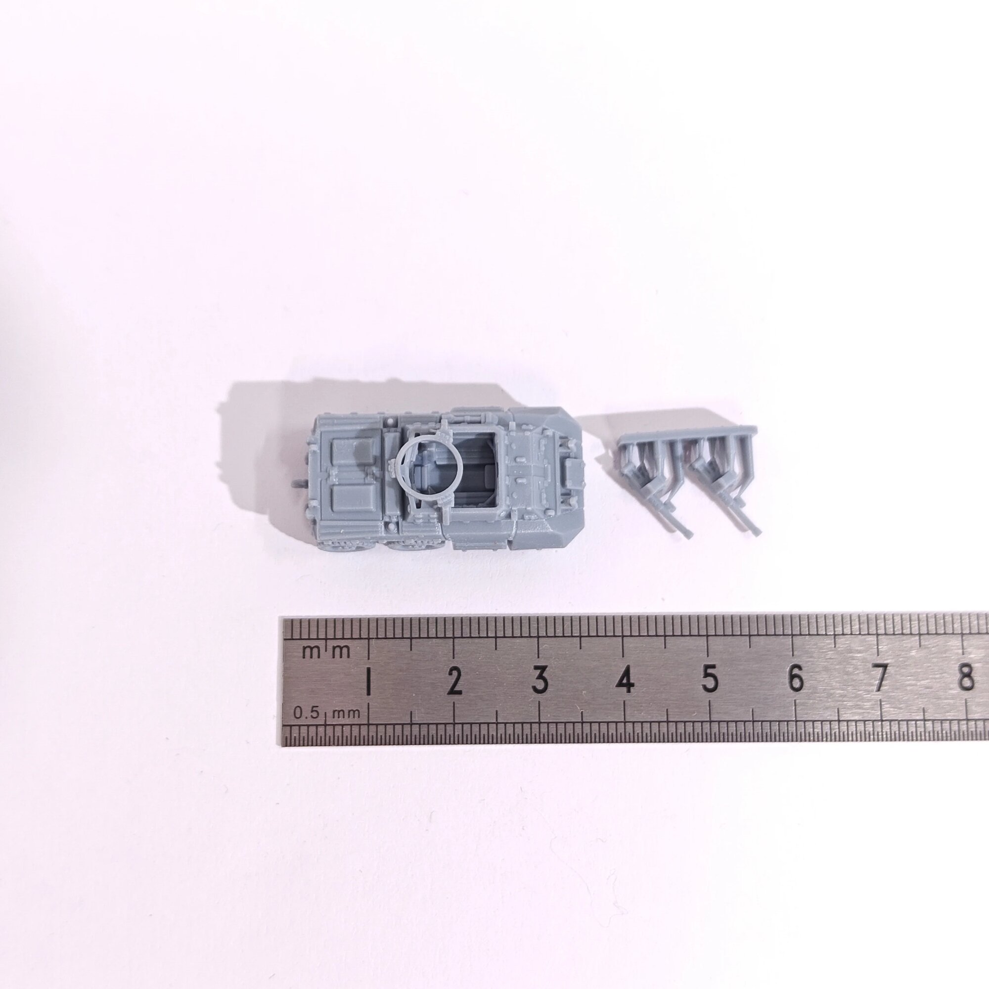 Модель бронированного автомобиля M20 Tusk Model 1/144