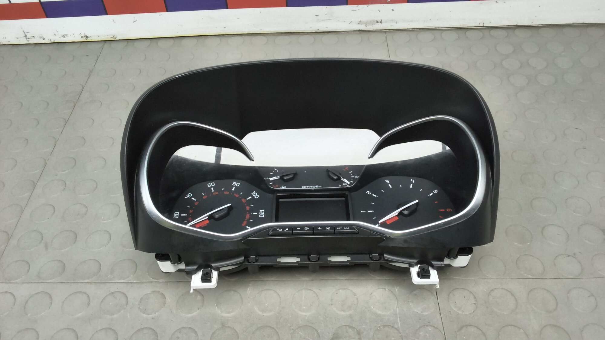 Щиток приборов CITROEN C3 AIR CROSS 1