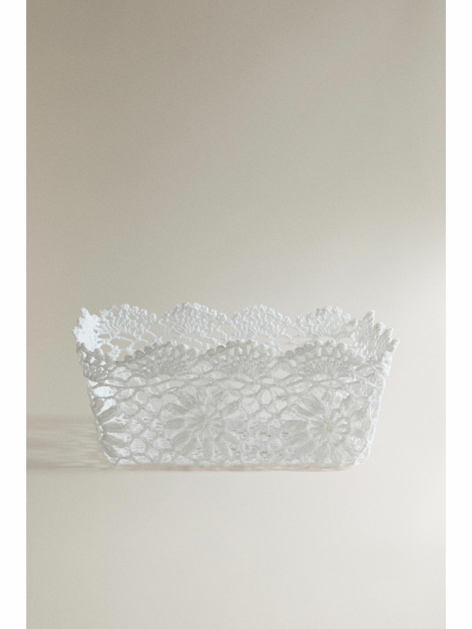 Корзина для хранения Zara CROCHET BASKET, полиэстер, белая, 20x20x10 см