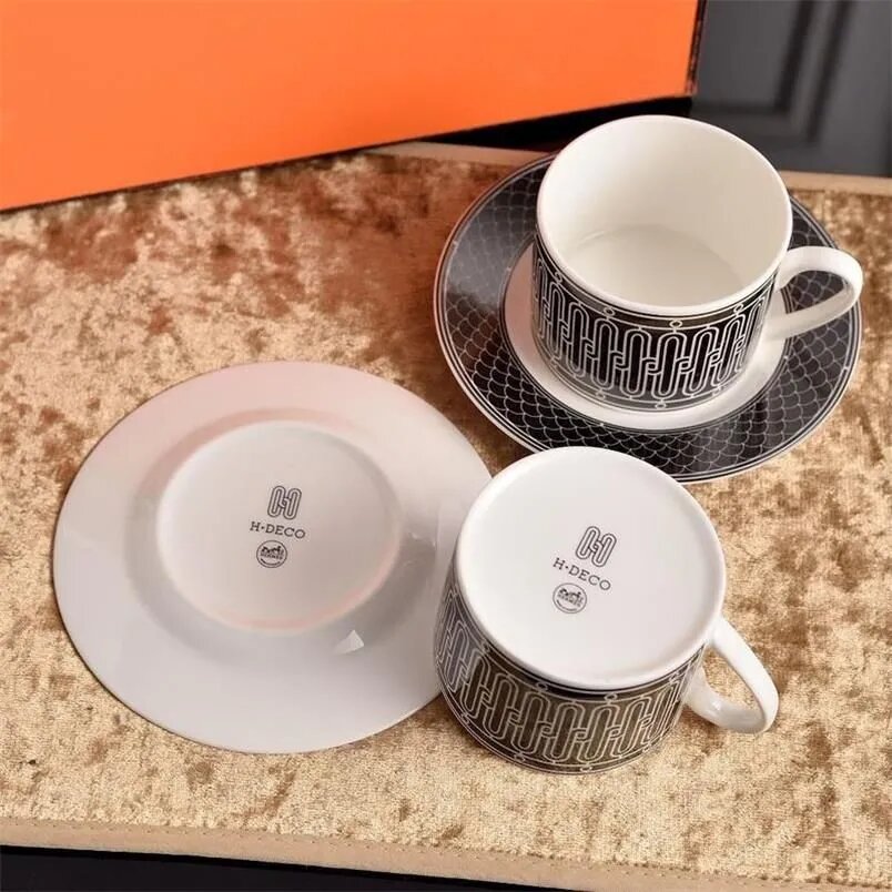 Чашка Hermes 200 мл, 4 шт, Костяной фарфор, Белый/Золотистый, Геометрический узор — фото 1