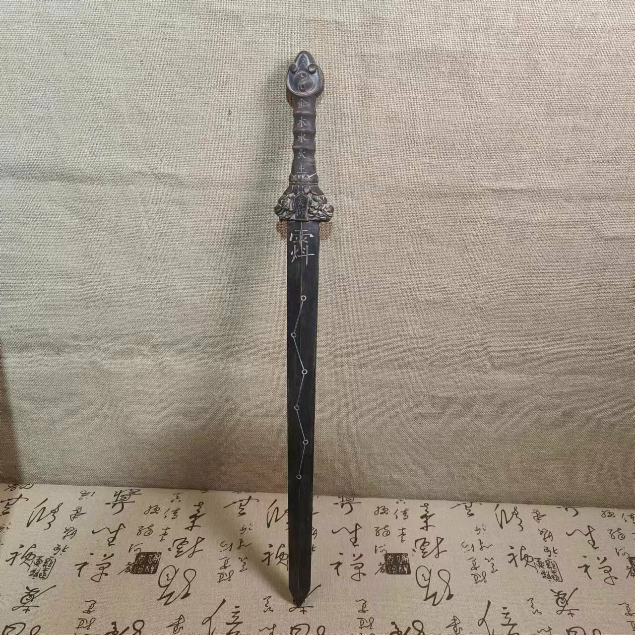 60 см аутентичный даосский меч Тянь Ши для ритуалов и защиты Фэн-шуй, ручная работа из дерева с традиционным дизайном