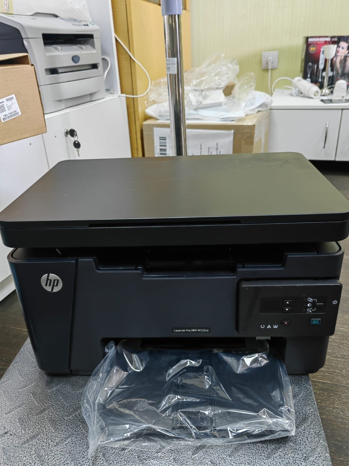 МФУ лазерное HP LaserJet Pro M125ra, 3 в1 Ч/Б, копирование, сканирование, А4